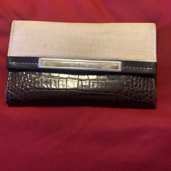Brighton | Bags | Black And Tan Fabric Crocodile Print Brighton Wallet ...